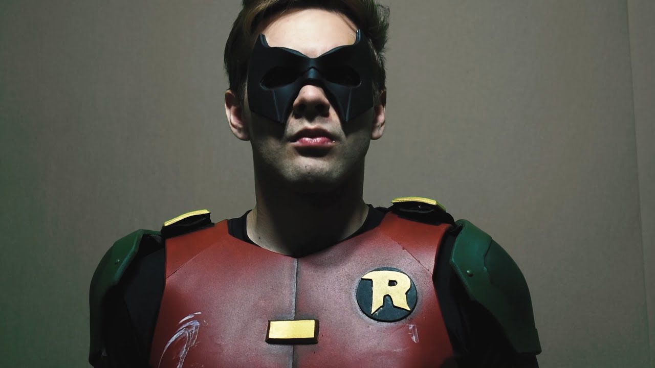 Prueba del traje Prototipo de Robin para Batman Legado - YouTube