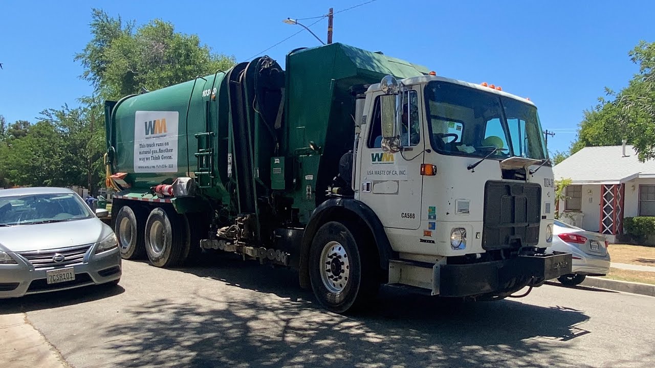 Ex WM of Long Beach Dual Axle Autocar Amrep Garbage Truck - YouTube