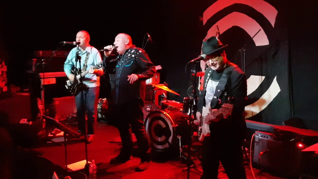 Silver Blades, Cult Figures - YouTube