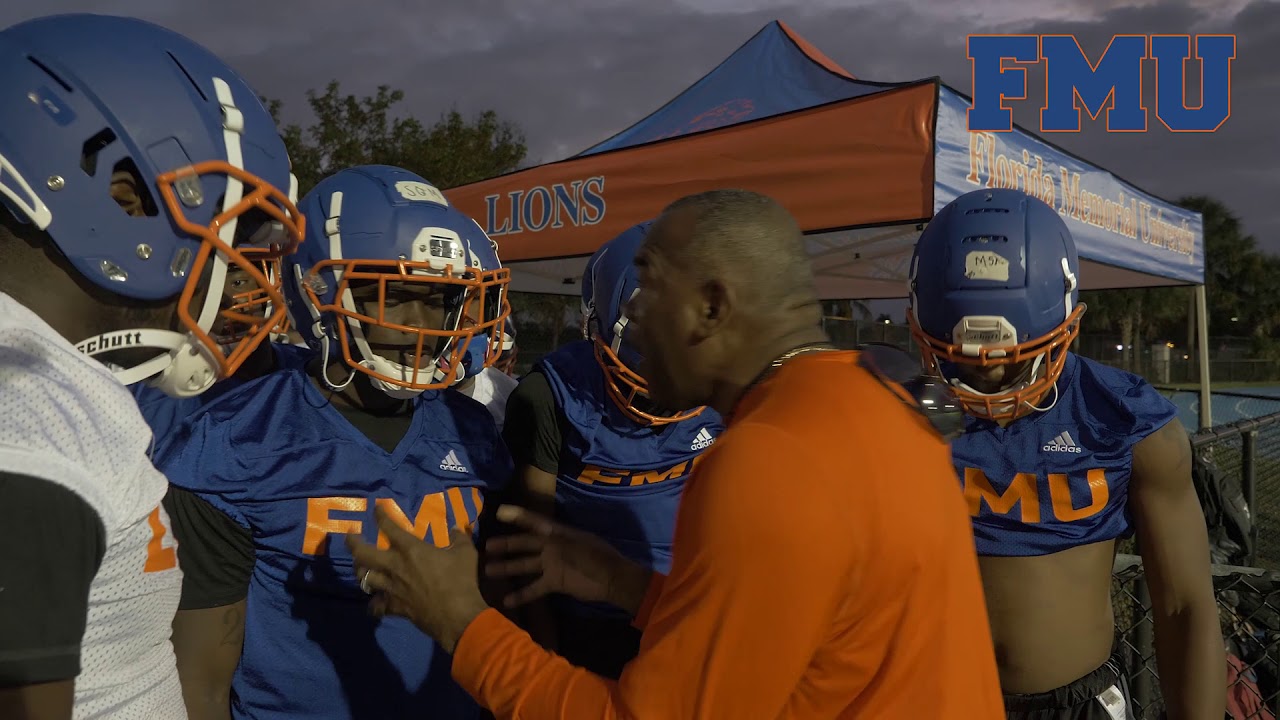 MIC'D UP: Tim "Ice" Harris | Spring Practice #2 (Part 1) - YouTube