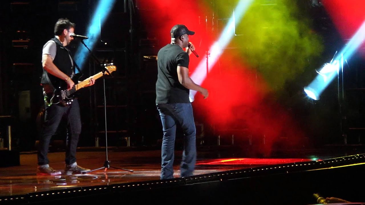 Darius Rucker Come Back Song!!! #CMAfestNashville - YouTube