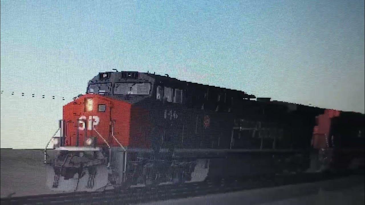 A unpatched, and patched SP's on Sherman Hill! - YouTube