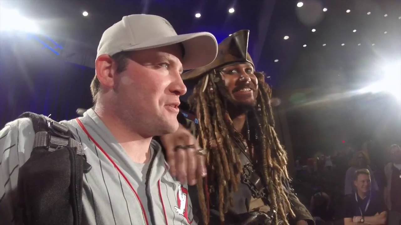 Wizard World St Louis Costume Contest 2016 - YouTube