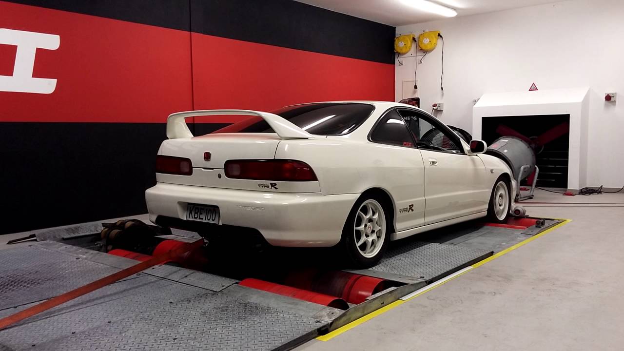 Honda integra dc2 type r dyno run - YouTube