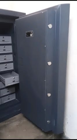 #locker safes - YouTube