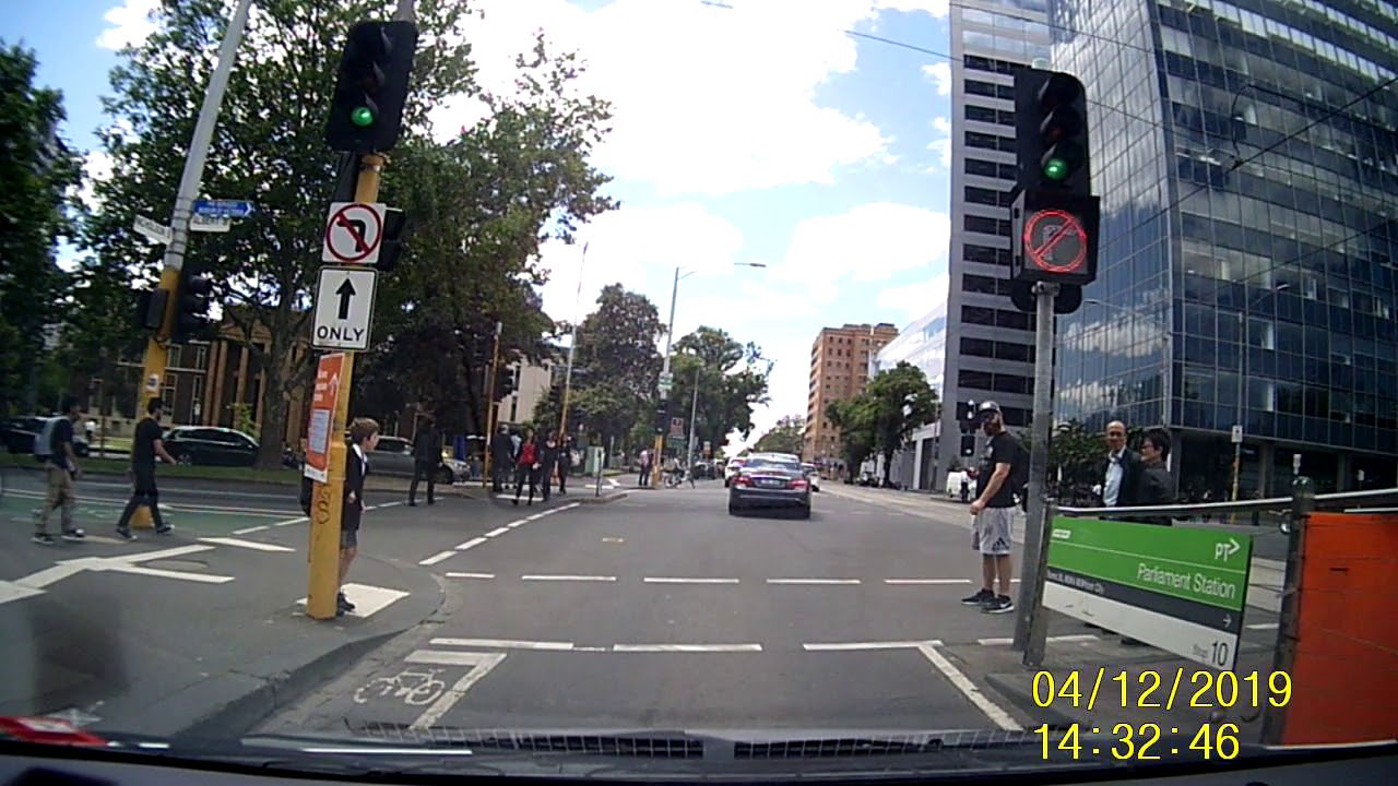 Nicholson Street And Albert Street, East Melbourne - Red light camera ...