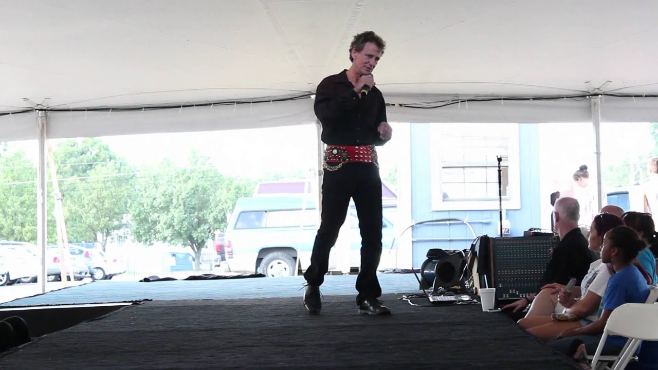 Bill Rinehart sings 'Lonesome Cowboy' Elvis Week 2015 - YouTube