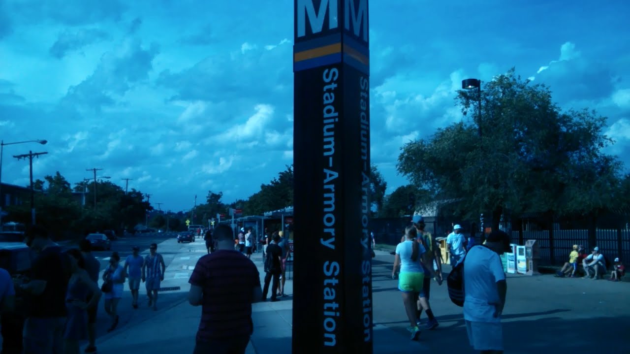 Stadium–Armory Metro Station - Washington DC Metro Blue/Orange/Silver ...