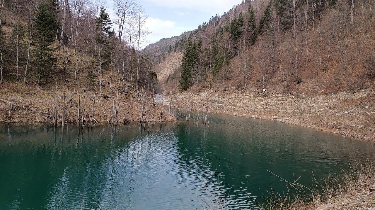 Jasenica njen kanjon i Jezero u samo srcu netaknute prirode - YouTube