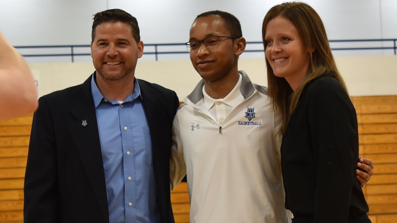 WBB | AD Scott Trudeau on Grace Howrigon - YouTube