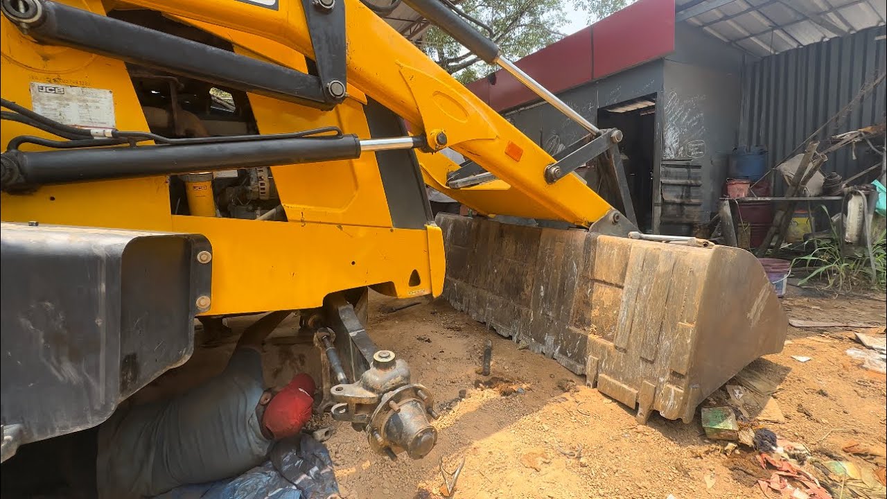 Spindle and King Bush replaced jcb work #3dx #shortsfeed #jcb #viral ...
