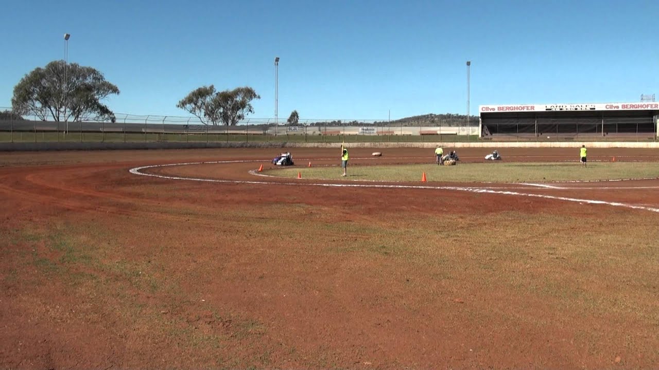 Ardie Jonic Racing Team Q50. Brisbane Quarter Midgets. - YouTube