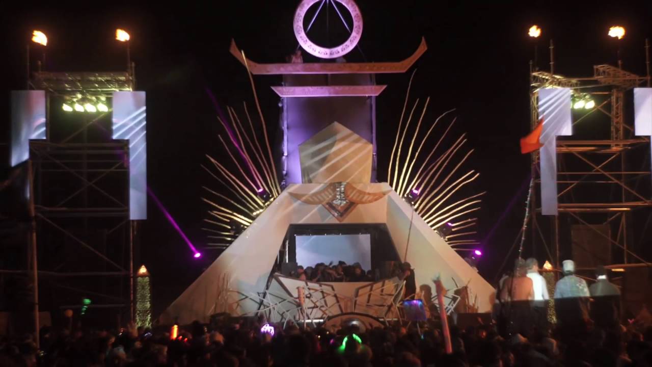 Camp Question Mark? Burning Man 2016, Glitch Mob Set, Third Eye ...