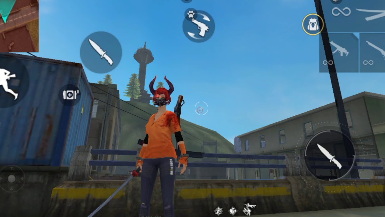 The chicken player in the world 🙃💗 (I accept chicken) - YouTube