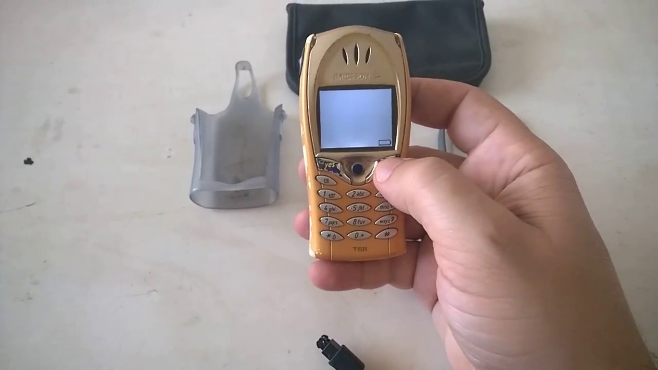 ERICSSON T68 AND T68i VINTAGE CELL PHONE - YouTube