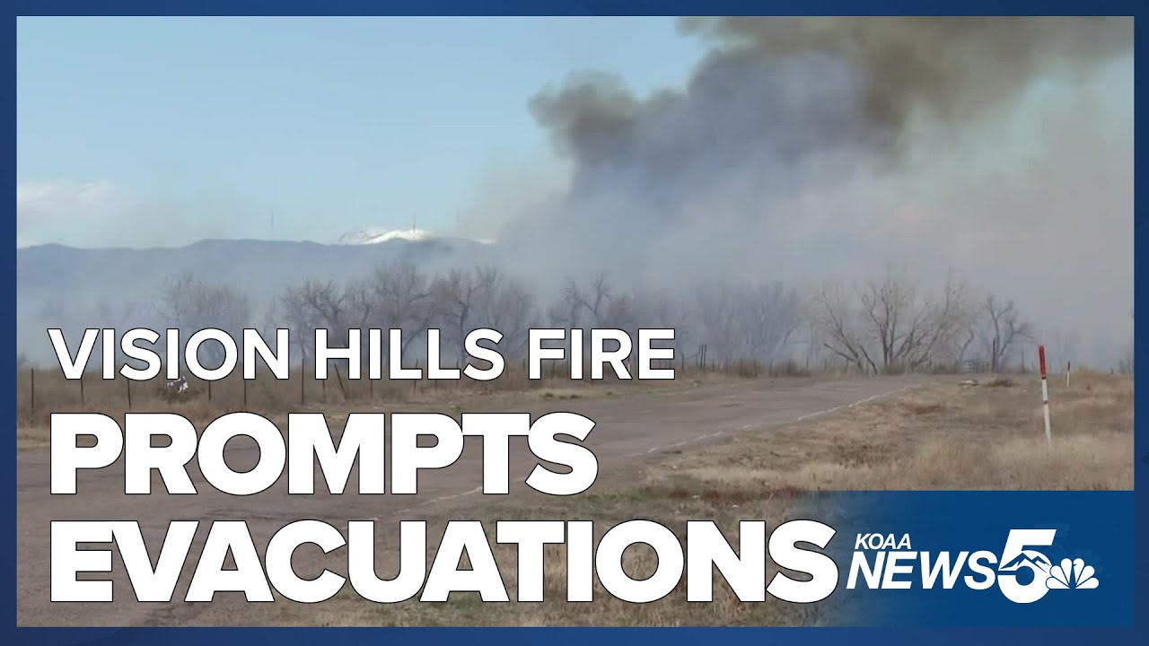 Vision Hills fire prompts Overton Road evacuations, 20% contained - YouTube
