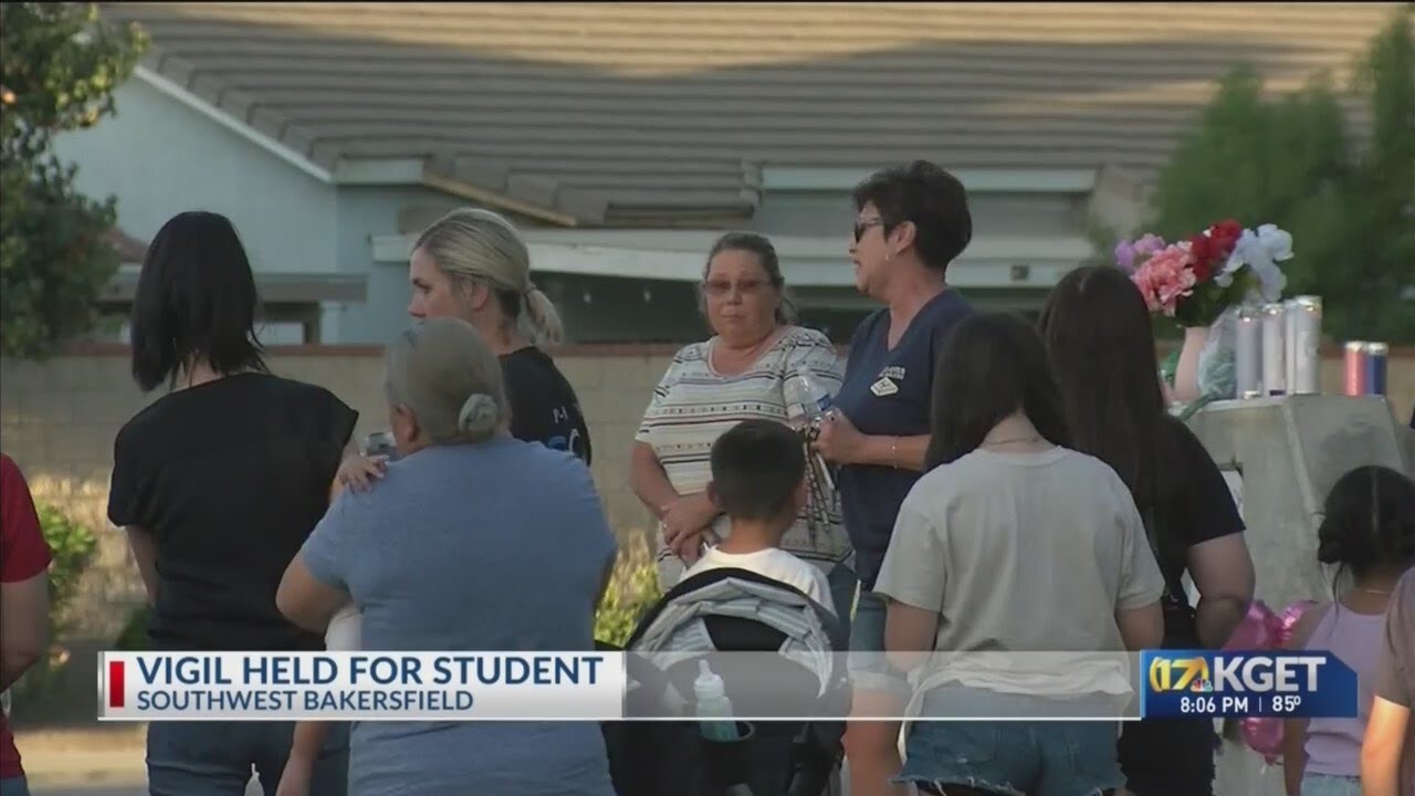 Vigil held for Old River Elementary student death - YouTube