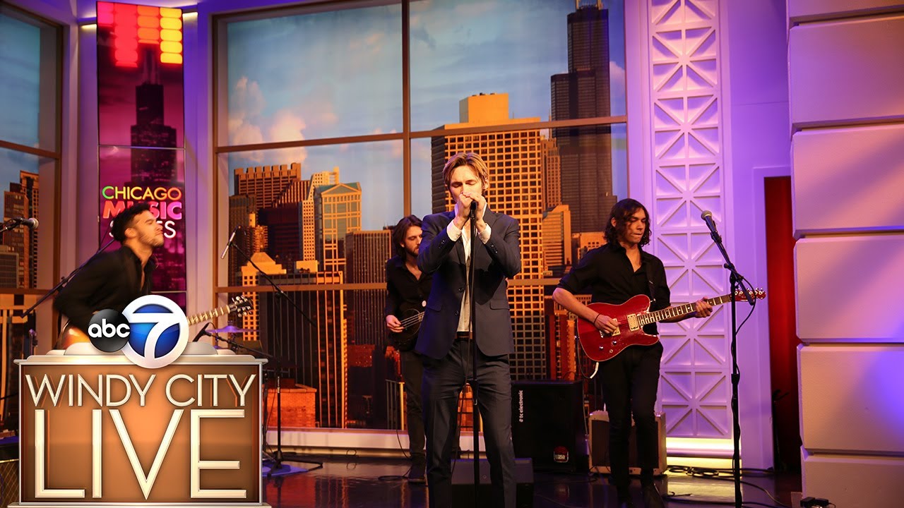 Chicago band Friday Pilots Club rocks Windy City LIVE - YouTube