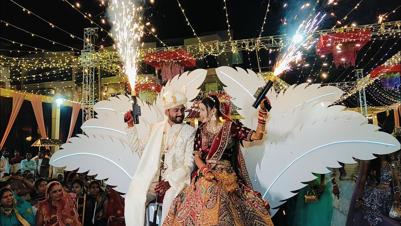 Grand couple entry & vermala concept - YouTube