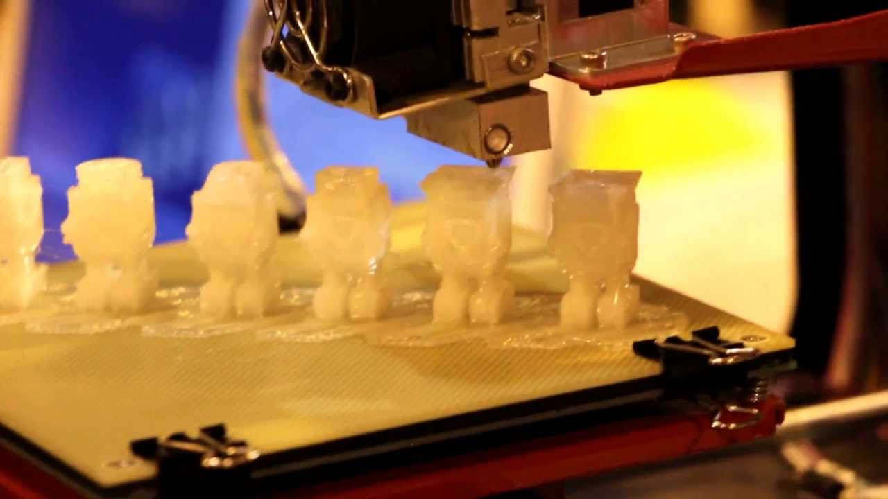 Printing the plastic 3D Gun The Liberator, printing and using it 1080P ...