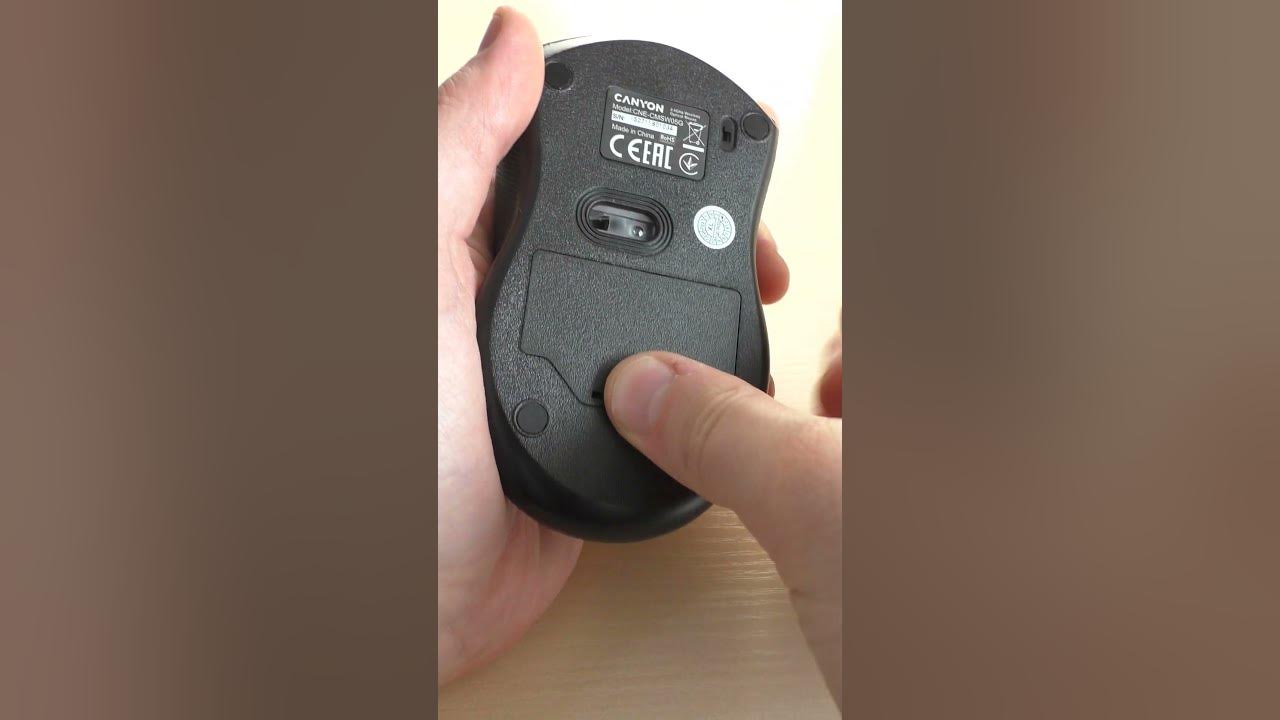 Как подключить беспроводную мышку к ноутбуку - YouTube