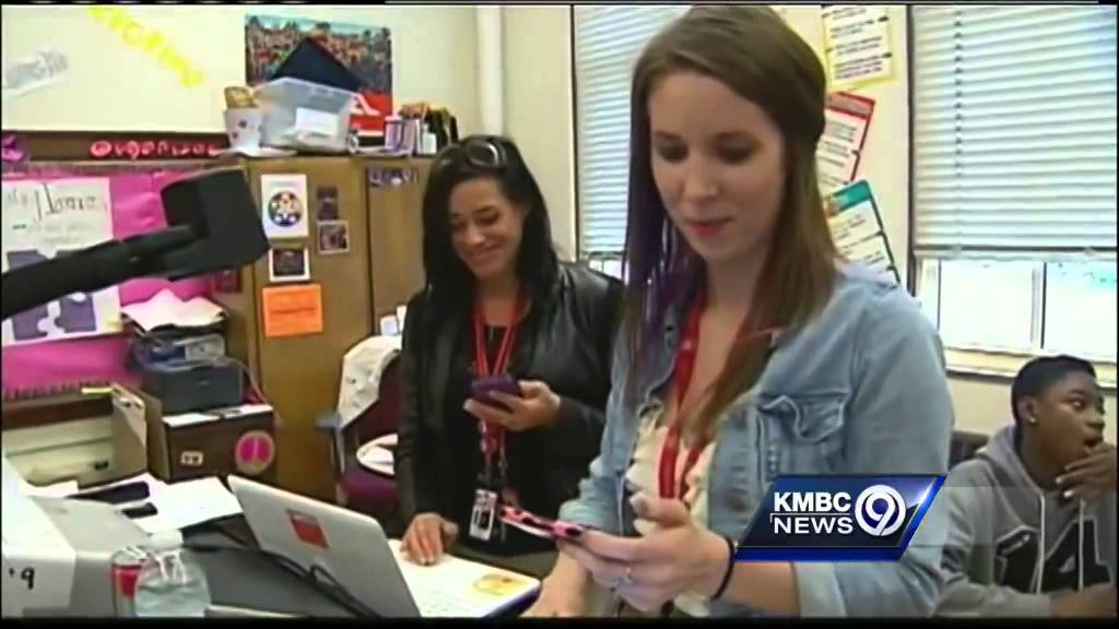 Students challenged to take a time out from technology - YouTube