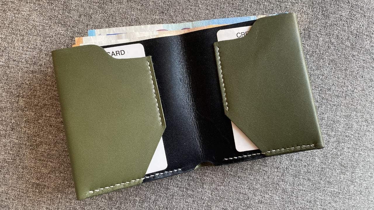 Handcrafting a Minimalist Leather Wallet at Home | DIY Leathercraft ...