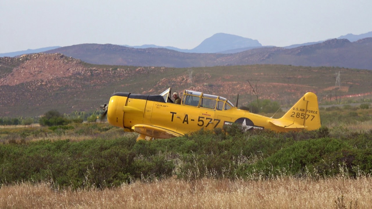 T-6 Texan North American Harvard Trainer Worcester South Africa - YouTube