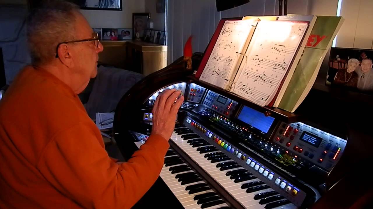 "PUT YOUR HEAD ON MY SHOULDER"- BY FRANK RUGGIERO - 10 -29- 14 - YouTube