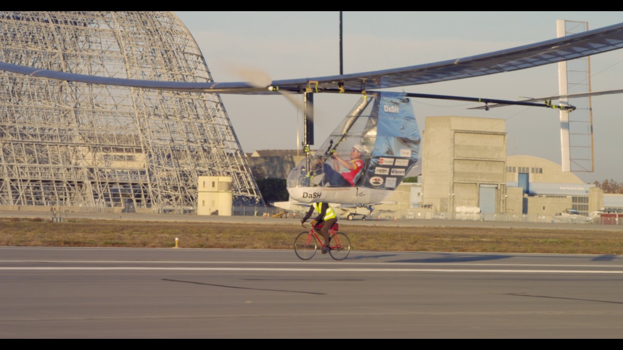 4K Dash PA Human Powered Airplane Flight one at NASA 11/5/16 - YouTube