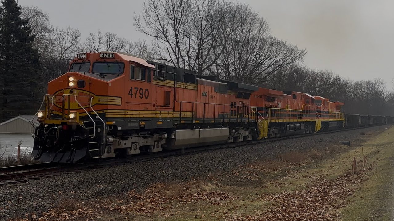 Rocking rolling jointed rail. - YouTube