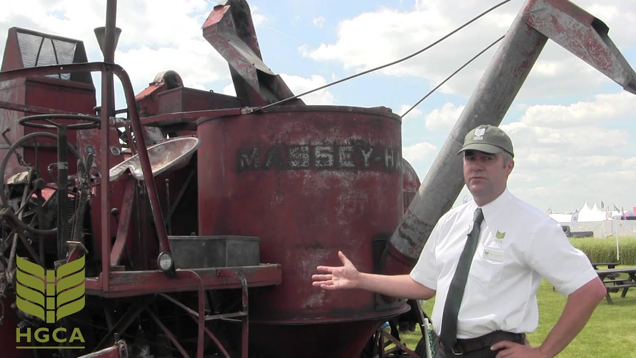 World's first self-propelled combine at Cereals 2014 - YouTube