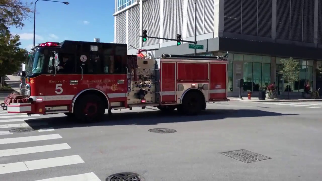 Chicago Fire Department Engine 5 & Truck 2 Responding - YouTube