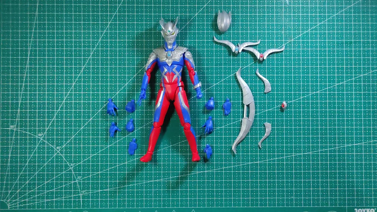 Figure Rise Standart Ultraman Zero Bandai - YouTube