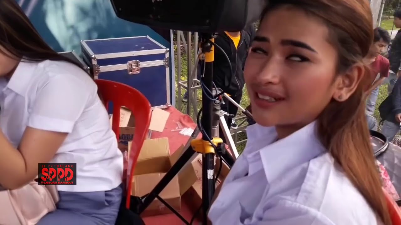 tambah cantik tyas kusuma dangdut koplo hot terbaru 2019 cendol dawet sub indo full HD movie ...