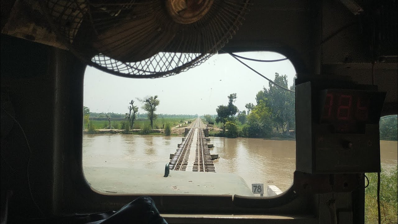 Train Driver applying Locomotive Brakes to observe 15km/h Speed||View ...