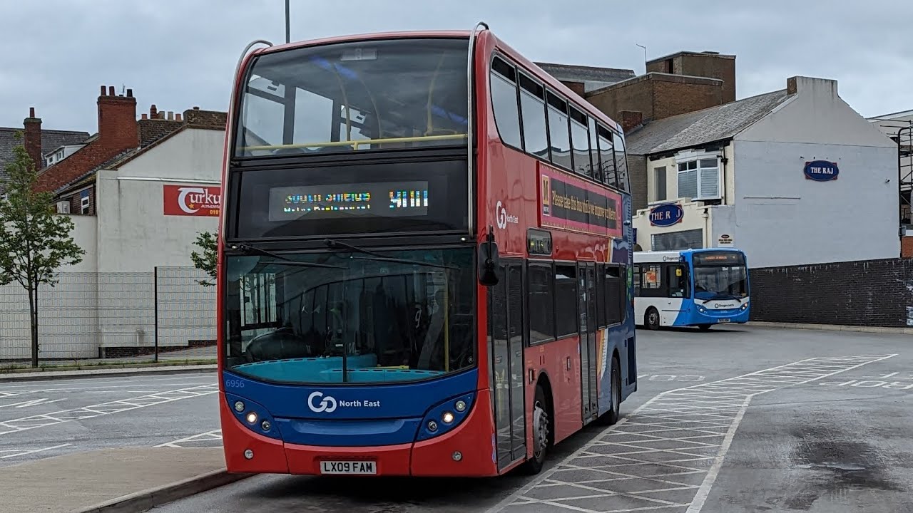 Go North East E400 6956 Route 900 - YouTube