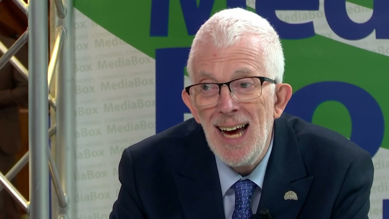 Mediabox interview with Stewart DICKSON - YouTube