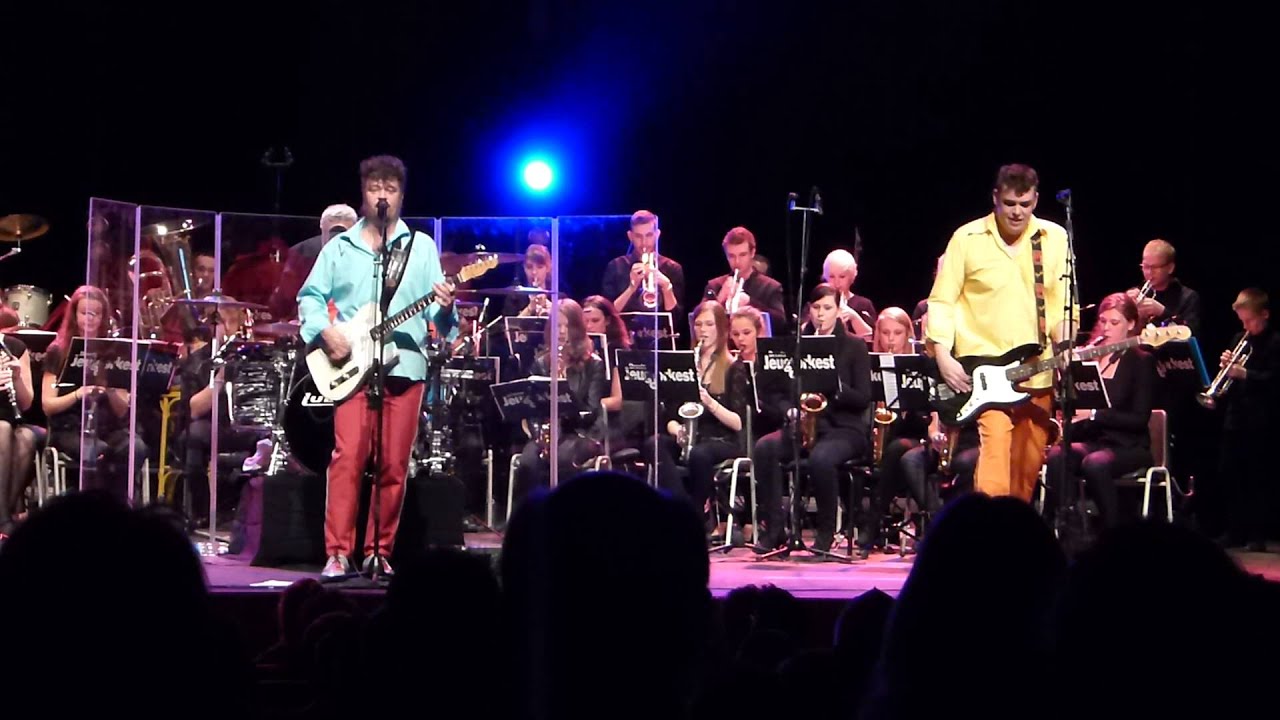 Mooi Wark samen met het Drents jeugd orkest - Ik ben zo geil als een ...