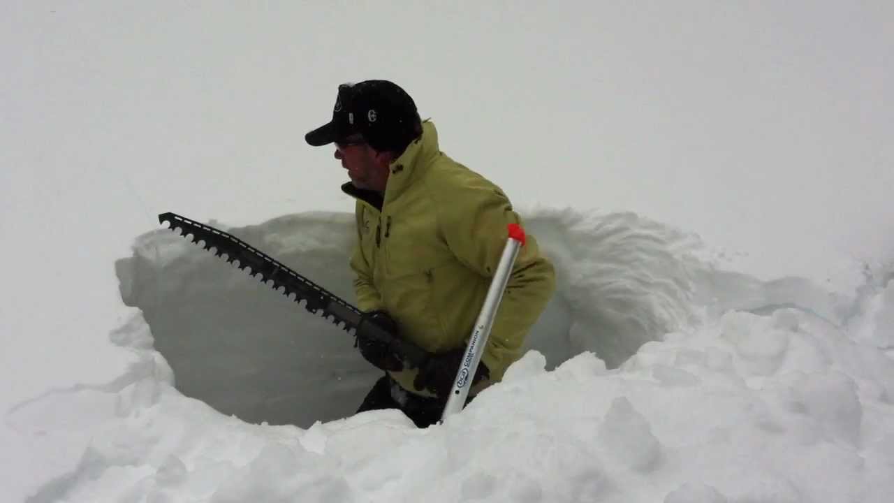 Justin Fay Learns How To Dig an Avalanche Pit - YouTube