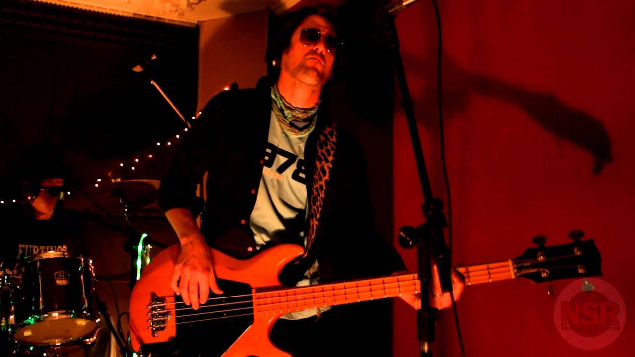 Nsr Live Sessions - Furtivos - YouTube