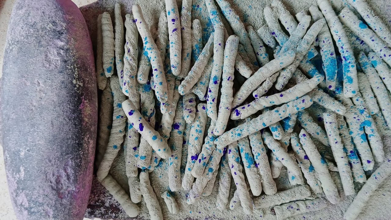 Chalk crushing asmr satisfying video/slate pencil crunching/clay ...