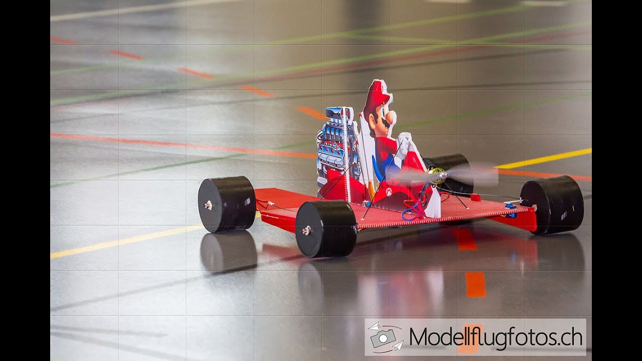 Super Mario can Fly!!! with he`s Rc Go Kart !!! at Indoorshow Wädenswil ...