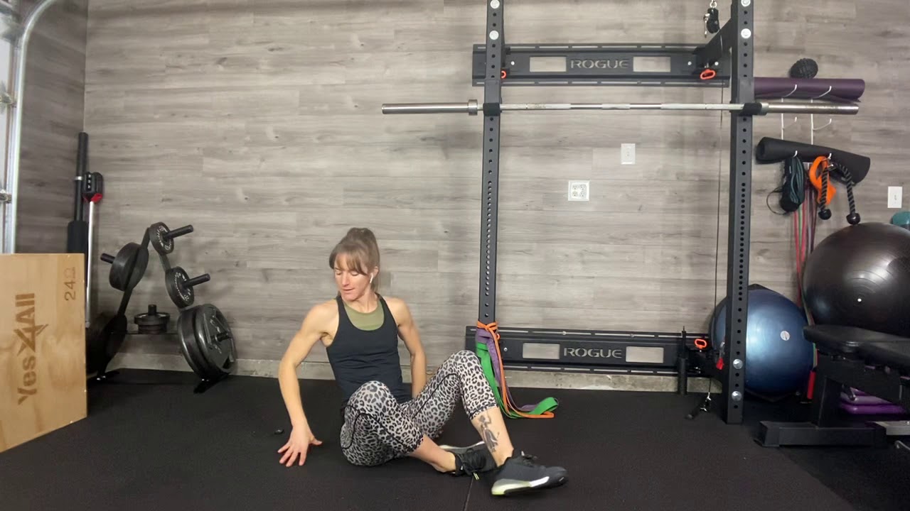 Adductor Leg Lift - YouTube