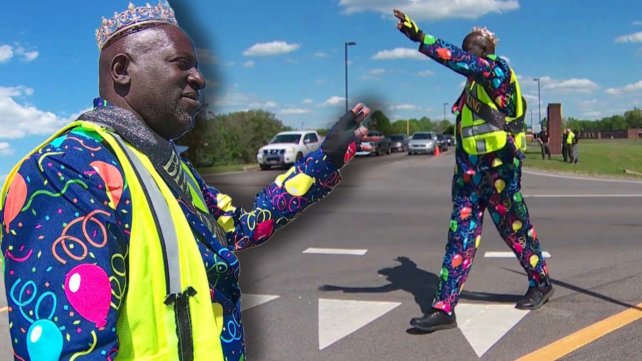 Crossing Guard Delights Students With Seasonal Costumes - YouTube