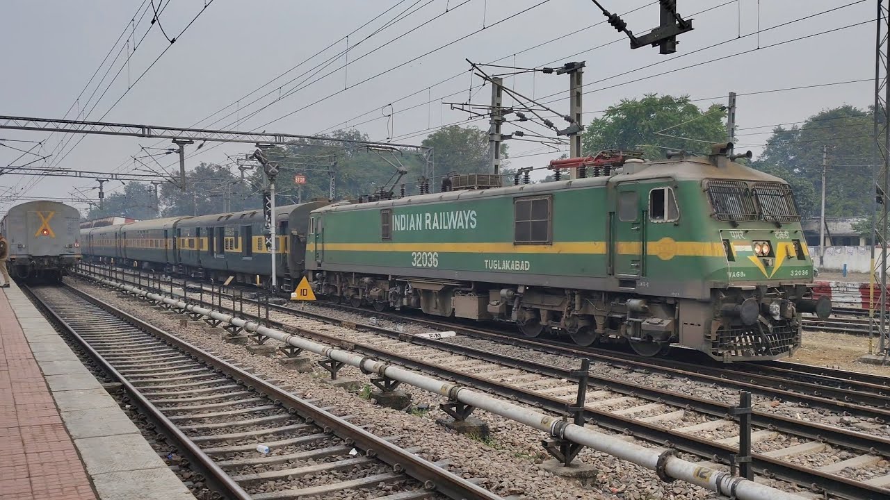 Freight LOCOMOTIVES Hauling Express Trains | Special Trains & Express ...