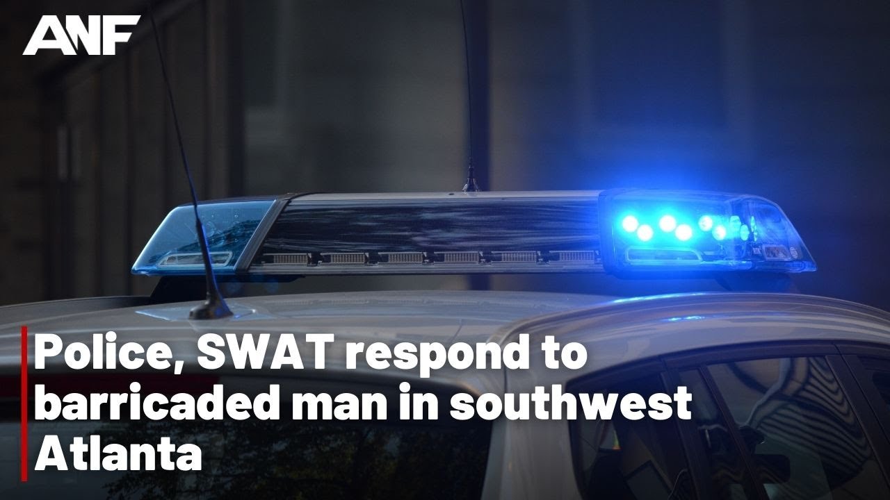 Police, SWAT respond to barricaded man in southwest Atlanta - YouTube