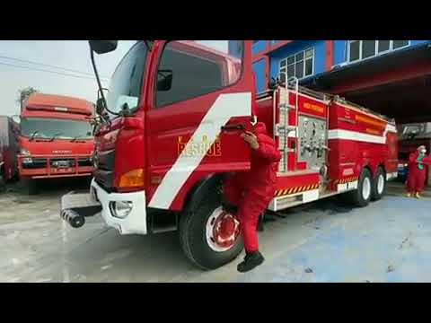 Sudin Damkar #Jaktim in action ! - YouTube