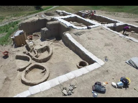Public Archaeology and Public History With Morgan Kinney - YouTube
