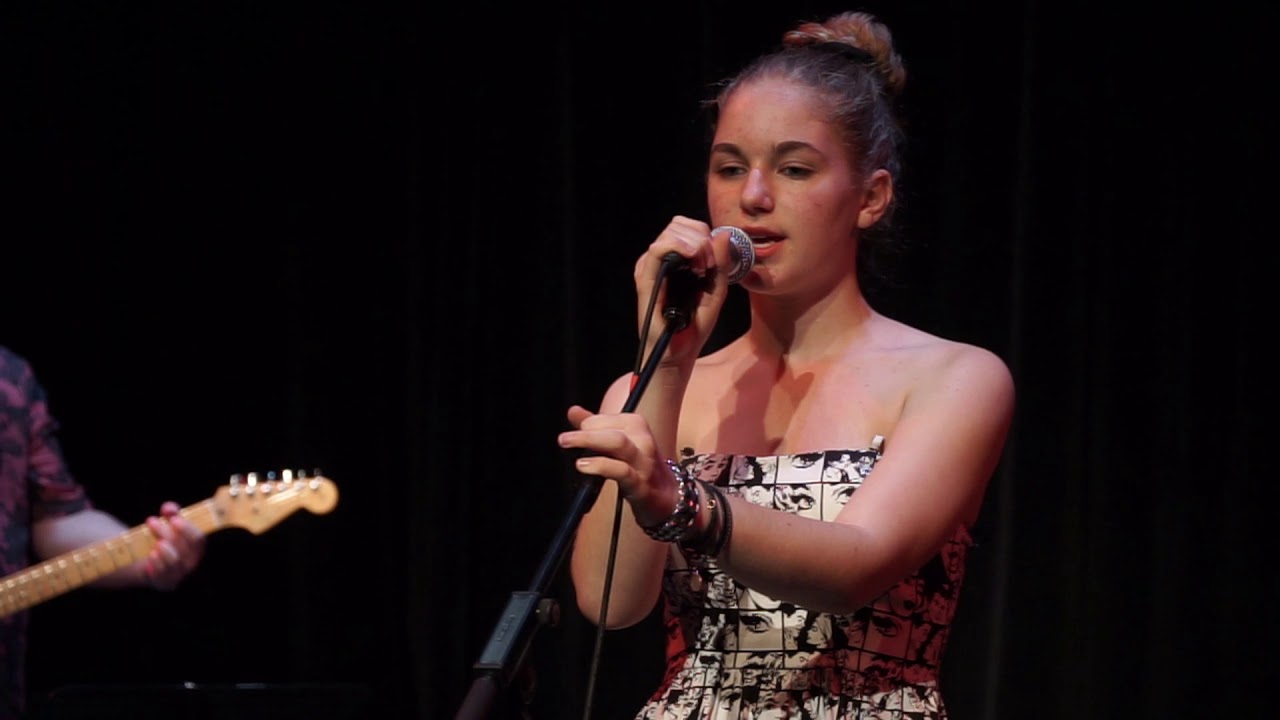 Amelia Duke sings "Goobye Yellow Brick Road" by Elton John - YouTube